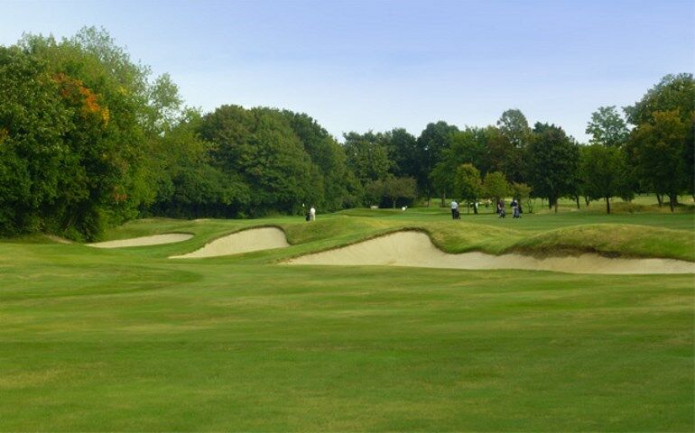 7 :: Established in 1929 on 166 acres of Surrey downland, Cuddington ...